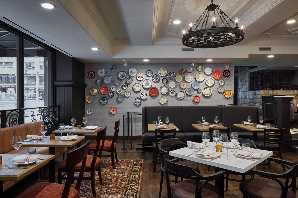 Kimpton Hotel Vintage Portland • Andaré